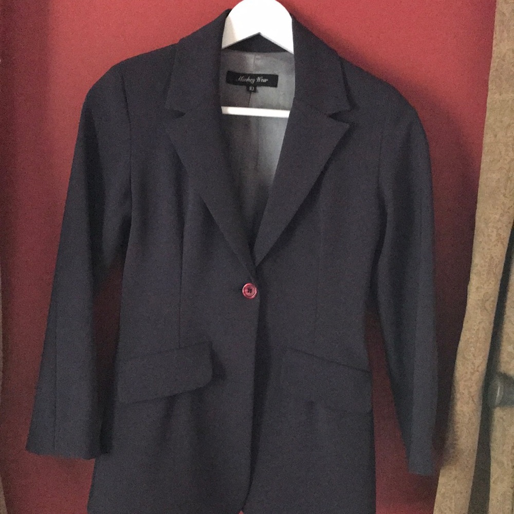 Monkey Wear Plum Colored Fitted Jacket Size 10 - Gem